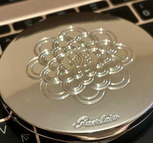 Guerlain meteorites