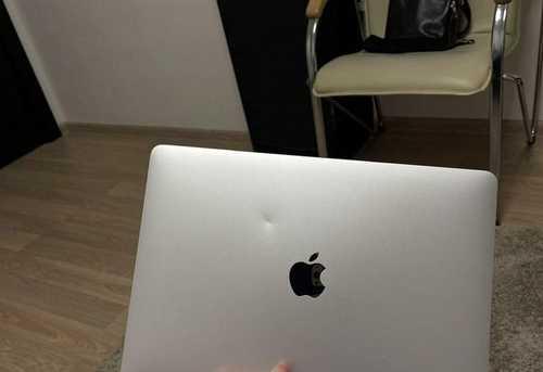 Apple MacBook air 2019 i5