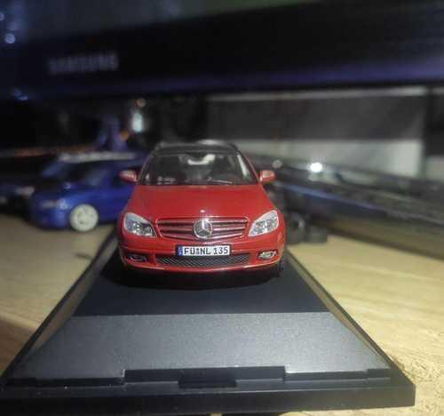 Mercedes-benz C-klasse T-modell s204 1:43