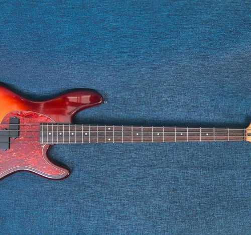 Ibanez TR-200 Bass