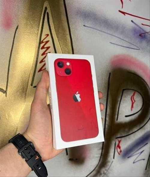 Телефон iPhone 13 128 red (новый)