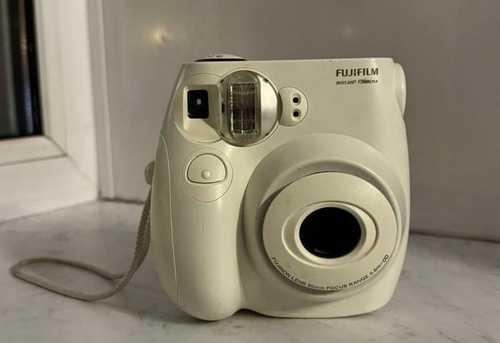 Пленочный фотоаппарат Fujifilm Instax Mini 7S