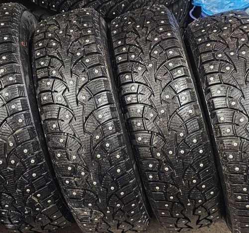 Sonix Winter Xpro Studs 68 175/70 R14 84T