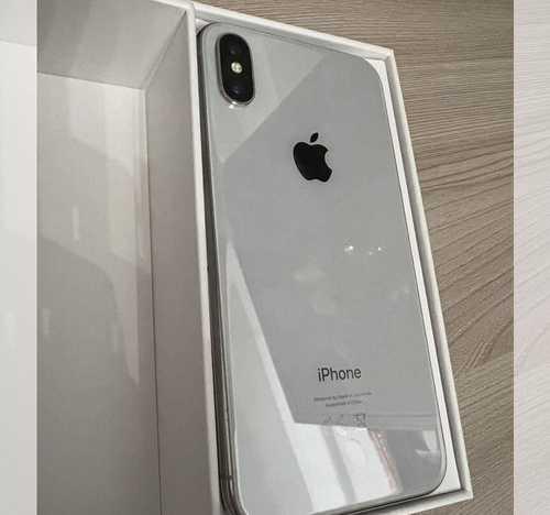 iPhone X, 64 ГБ