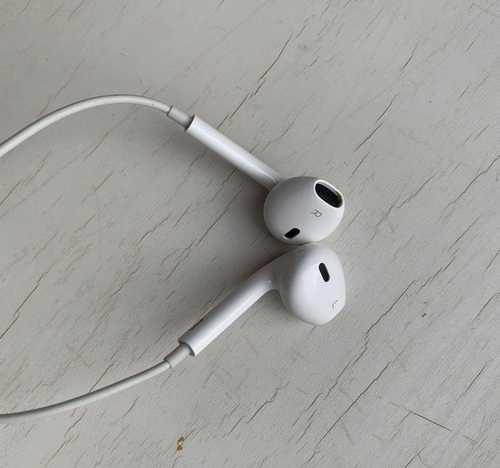 Наушники apple earpods 3.5 мм