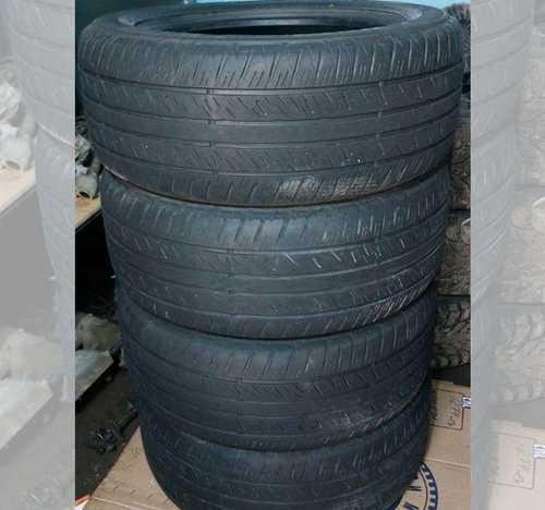 Dunlop Grandtrek PT2A 285/50 R20