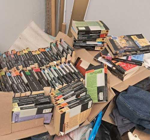 Книги есть на англиском языке