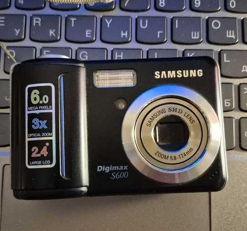 Цифровой фотоаппарат Samsung Digimax S600
