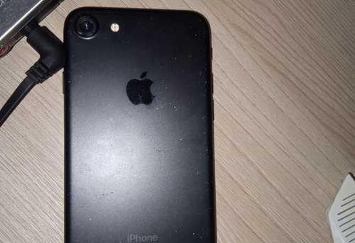 Продам iPhone 7 бу ремонт не требует Цен 8500 торг