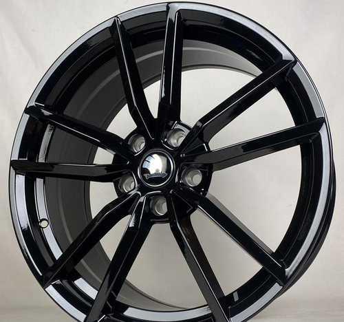 Диски R*18/5x112 Pretoria Skoda Octavia,VW Golf