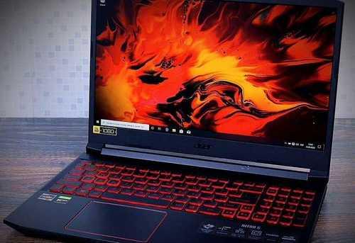 Acer nitro5 RTX3060 Ryzen 5 5600 17,3 144Hz