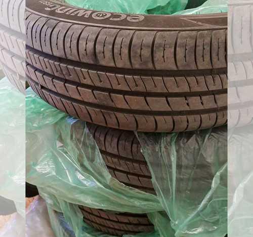 Kumho Ecowing ES01 KH27 185/65 R15 88H