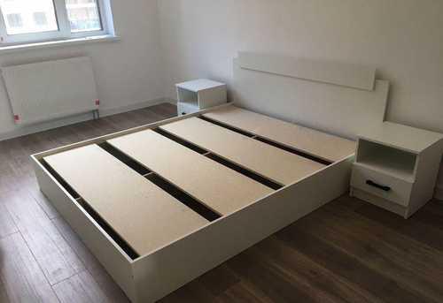 Кровать двухспальная 160х200 деревянная