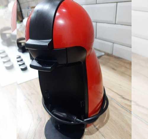 Кофеварка капсульная dolce gusto