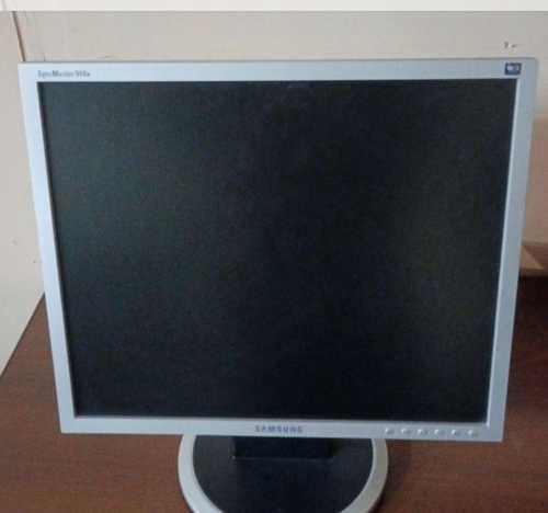 Монитор Samsung syncmaster 940n