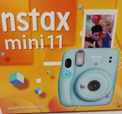 Фотоаппарат моментальной печати Instax mini 11