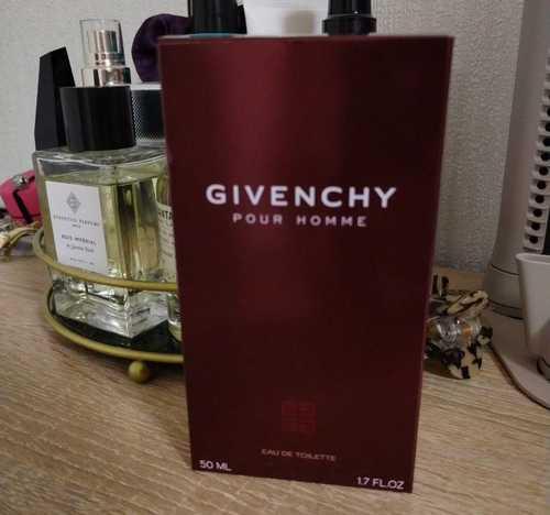 Мужской парфюм Givenchy Pour Homme