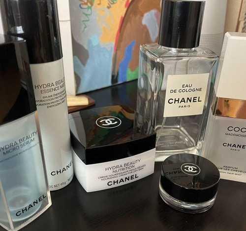 Пустые футляры и флаконы от косметики Chanel