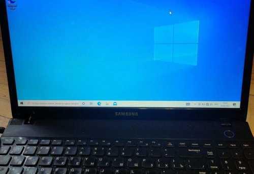 Ноутбук Samsung NP300E5C