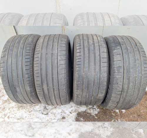 Pirelli P Zero PZ4 285/40 R21 109Y