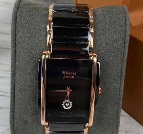 Керамические женские часы Rado Integral