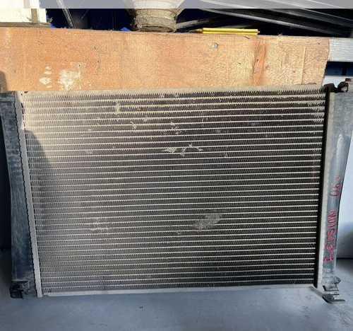 Радиатор охлаждения Ford Fusion