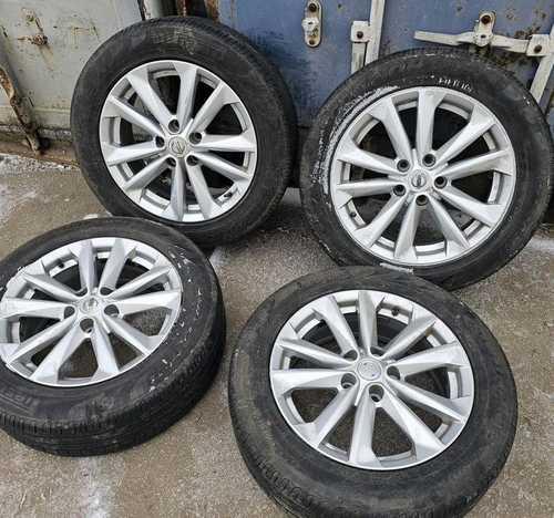 215/60 R17 Pirelli Scorpion Verde Лето Литые R17 pсd:5x114.3 ет:40 DIA:66.1