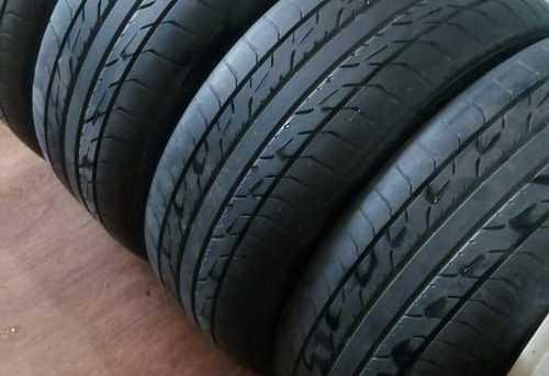 Toyo DRB 225/45 R17 94W