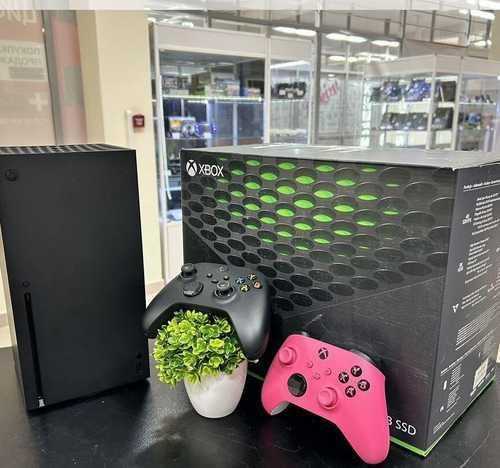 Xbox Series X 1 Тб   2 геймпада