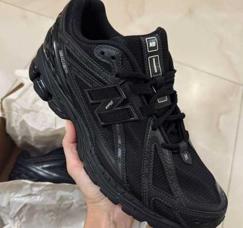 Кроссовки NEW balance 1906R Black Sneakers