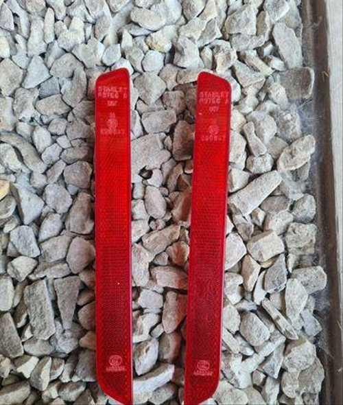 Катафоты (отражатели) задние Mazda