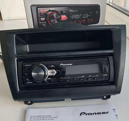 Магнитола Pioneer MVH-85UB