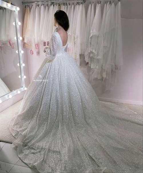 Шикарное свадебное платье новое