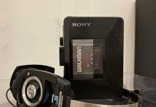 Кассетный плеер Sony Walkman WM-A12/B12