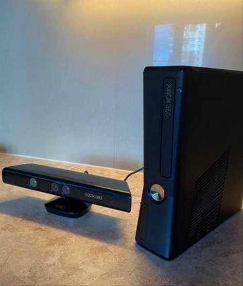 Xbox 360 slim 4gb