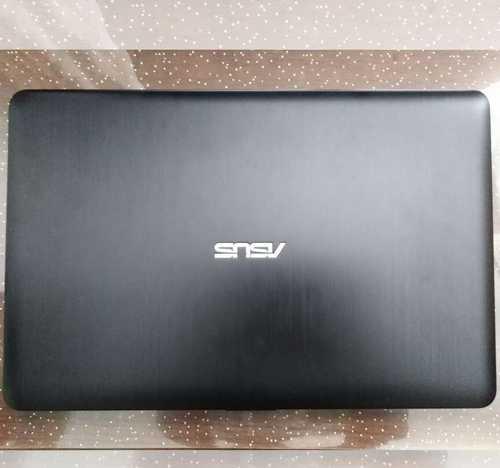 Ноутбук Asus VivoBook D540M