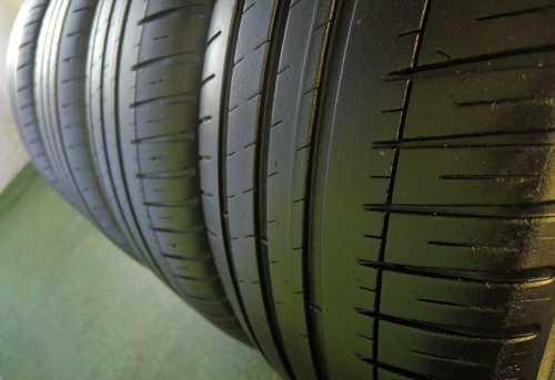 Michelin Pilot Sport 3 235/45 R18