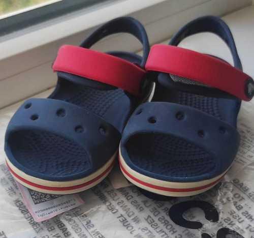 Сандалии crocs c5