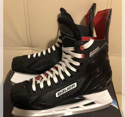 Хоккейные коньки bauer 43,5