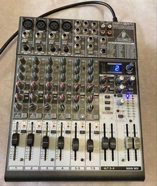 Behringer xenyx 1204FX микшерный пульт б/у