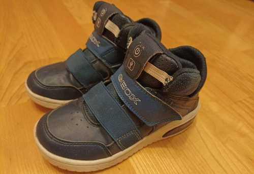 Кожаные кроссовки Geox для мальчика, размер 31