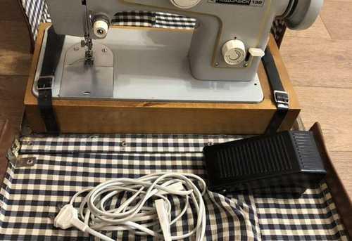 Швейная машина Подольск 132 с электроприводом