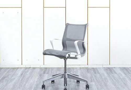 Кресло компьютерное для менеджера Setu Chair США