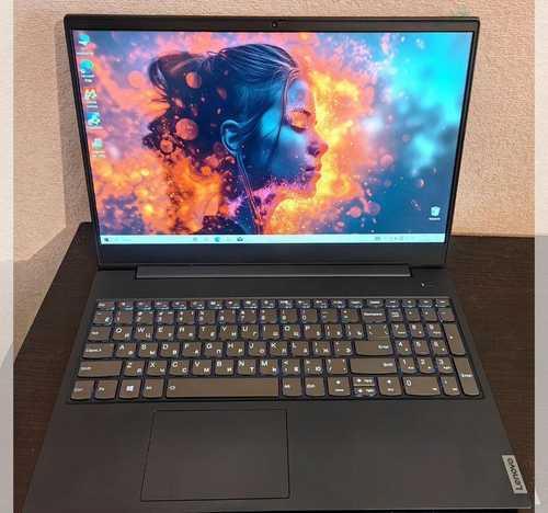 Lenovo 15.6/IPS/I5-10210u/8Gb/SSD 256gb/металл