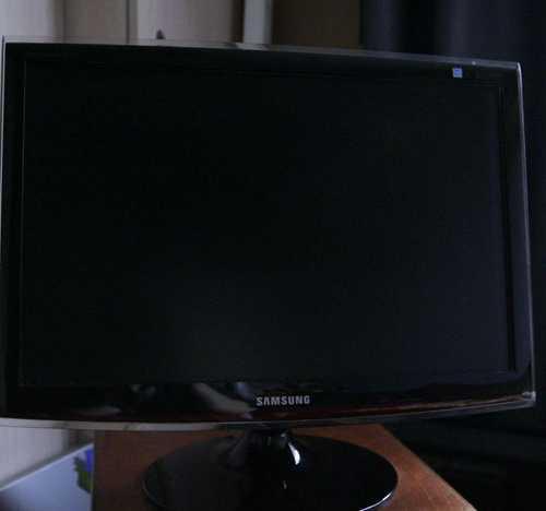 Монитор Samsung syncmaster t200g