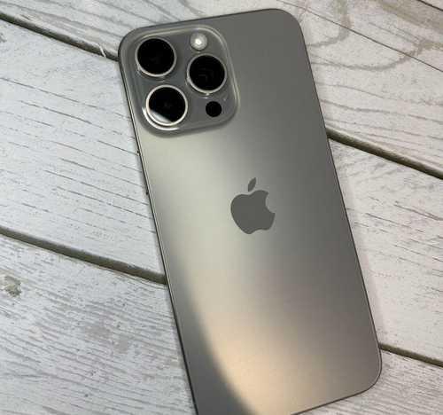 iPhone 15 Pro Max, 256 ГБ
