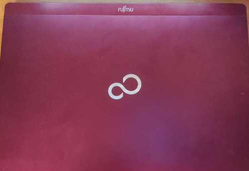 Ноутбук Fujitsu Lifebook UH572 красный