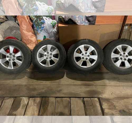 Колеса R16 на зимней резине Toyota 5x114.3