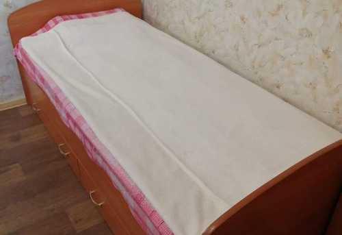 Кровать полутороспальная с матрасом с ящиками