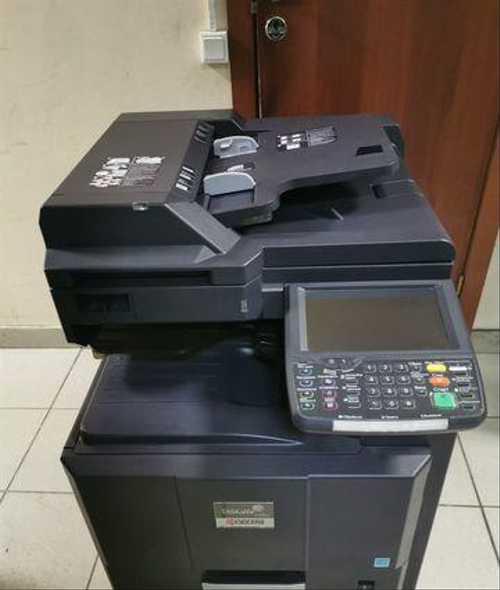 Цветное мфу Kyocera Tascalfa 2550ci